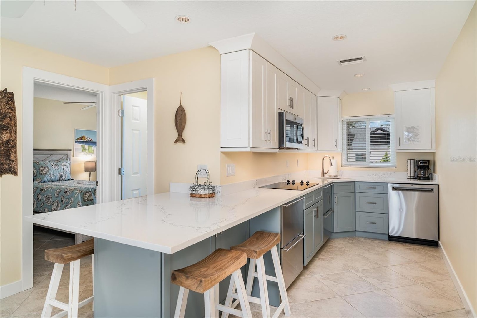 2310 Gulf Dr N #104 Bradenton Beach, FL 34217 | MLS A4655396