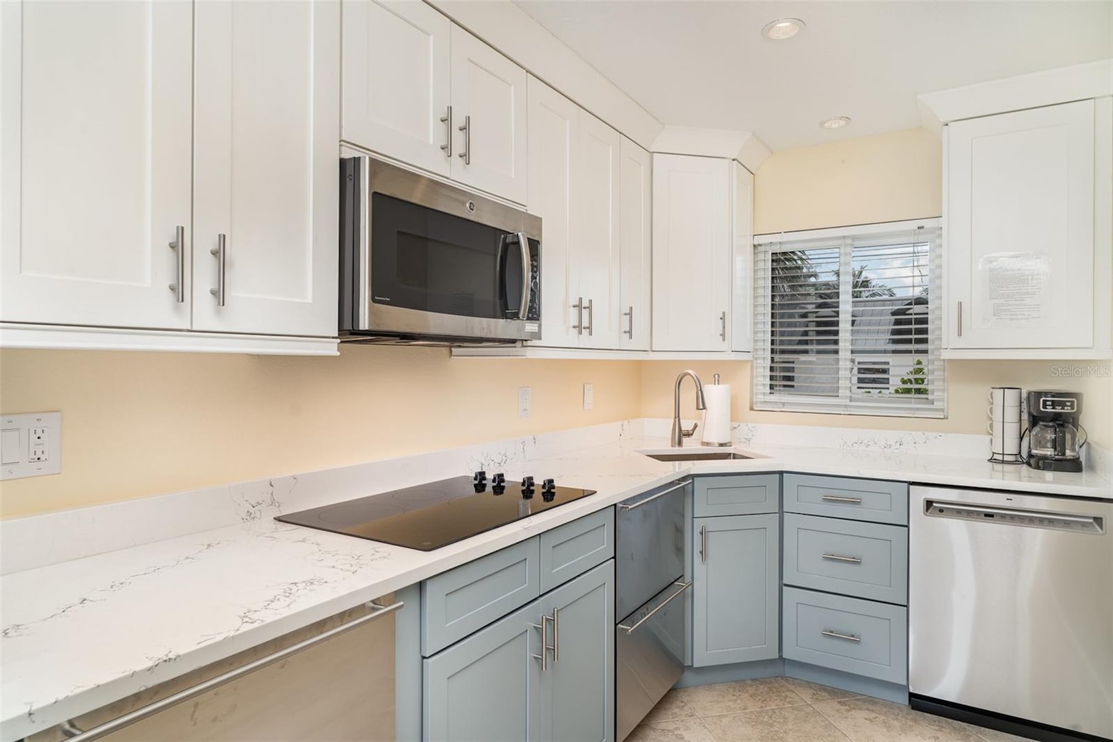 2310 Gulf Dr N #104 Bradenton Beach, FL 34217 | MLS A4655396