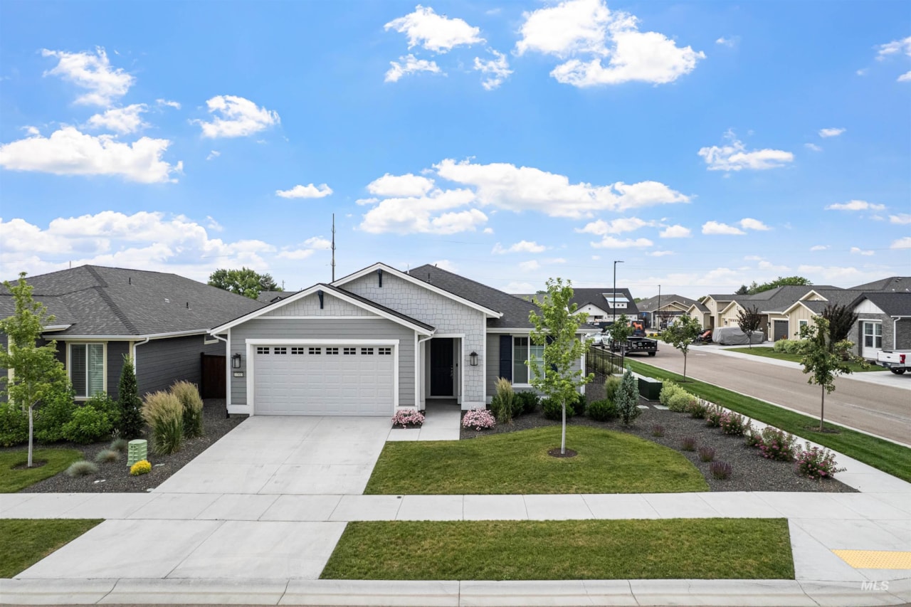 11885 S Integrity Way Kuna ID 83644 Trilogy home for sale $518,000