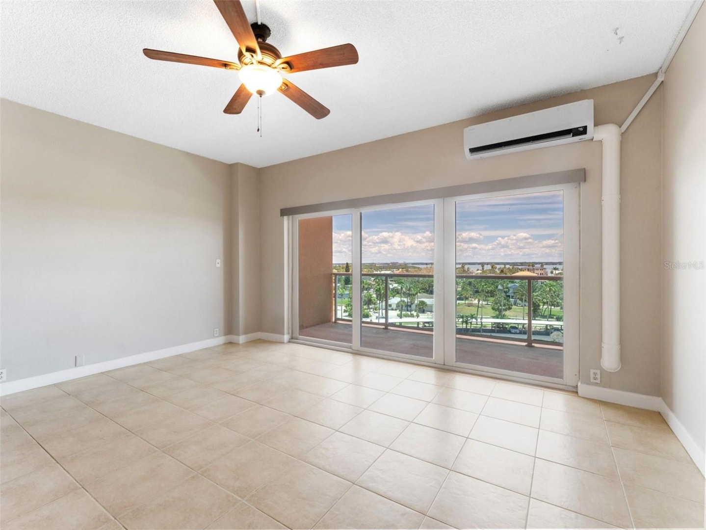 880 Mandalay Ave #C512 Clearwater Beach, FL 33767 | MLS TB8401963