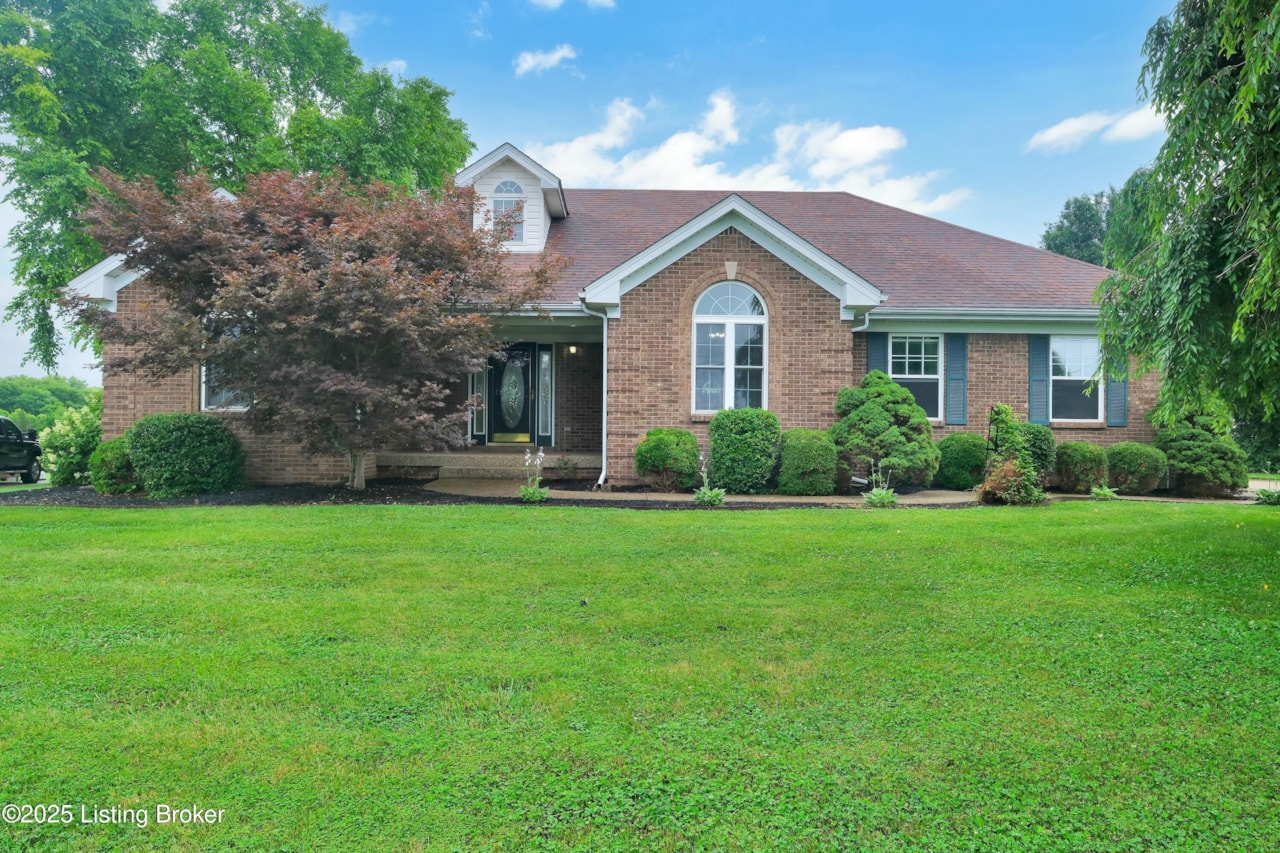 484 Meadowland Trl Shepherdsville KY 40165 | MLS#1690018