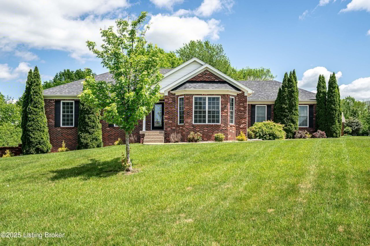 13 Hudson Dr Fisherville, KY 40023 | MLS #1691012