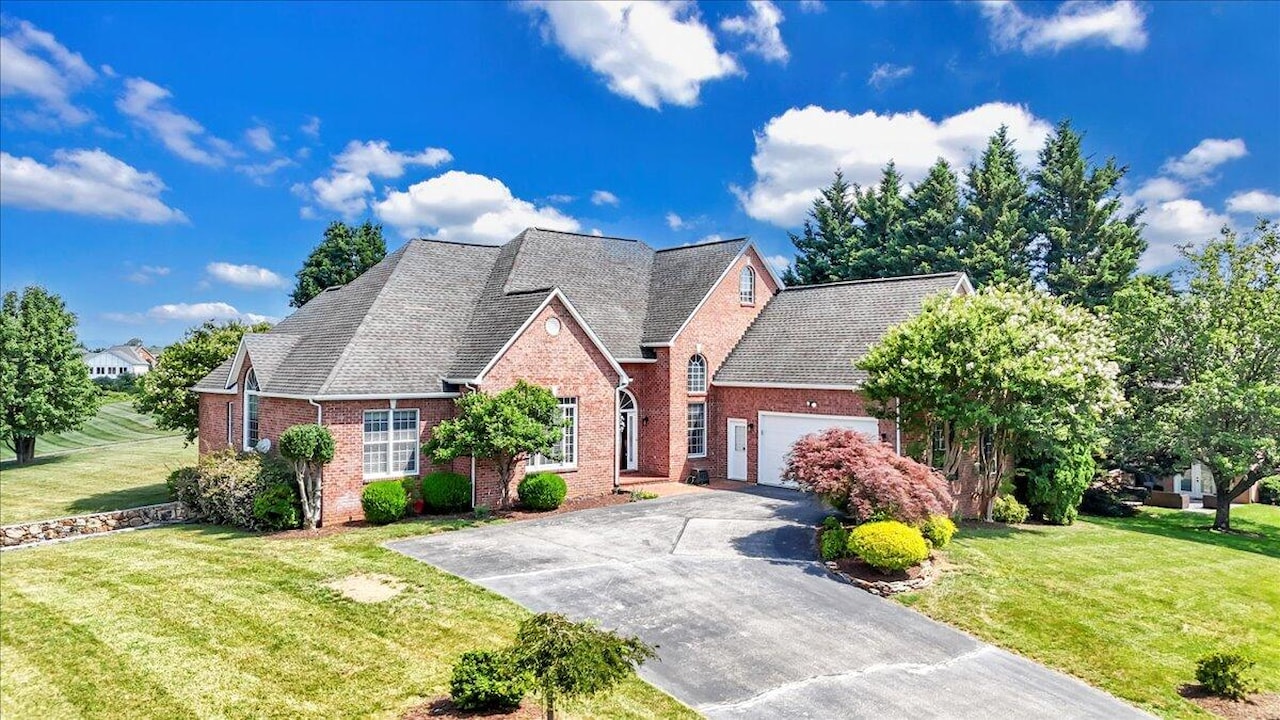 45 Charleston, Daleville, VA 24083 | MLS 918897