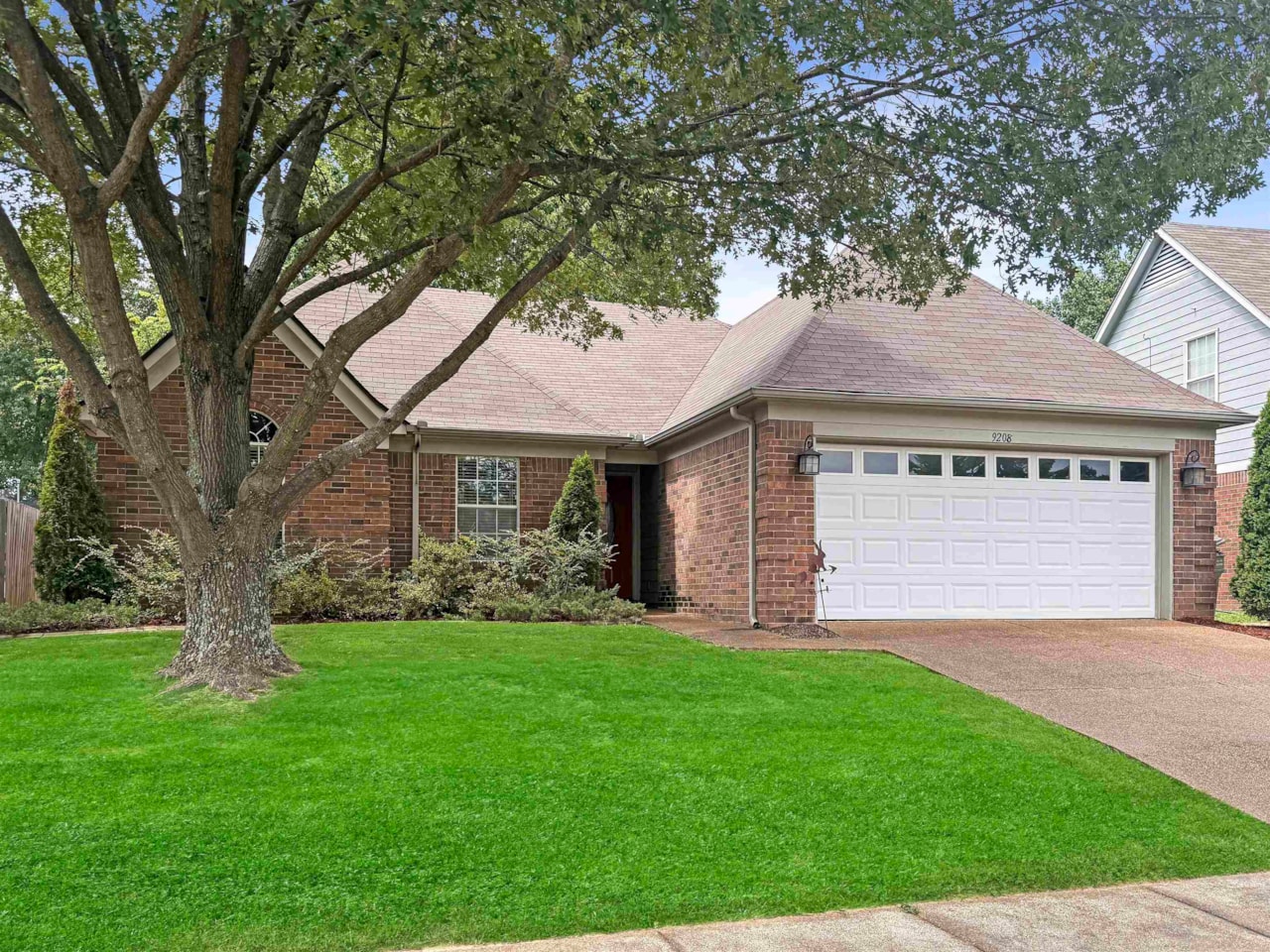 9208 Fletcher Wood Dr Memphis, TN 38016 | MLS 10200723