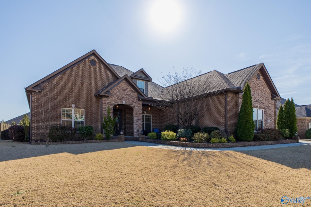 108 NW Rockhaven Drive Madison, AL 35757 home for sale, MLS#21885681 ...