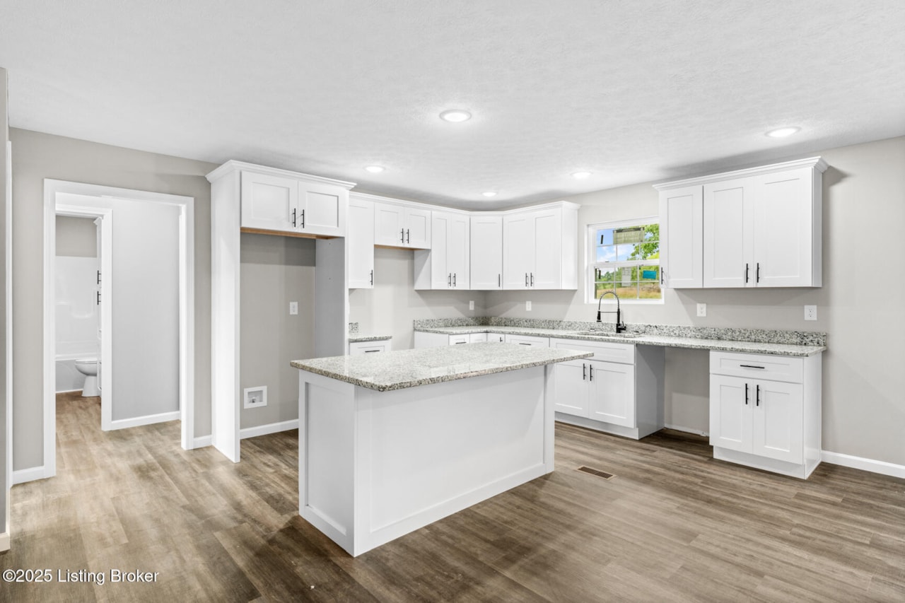 3408 Rhodelia Rd Payneville, KY 40157 | MLS 1692889