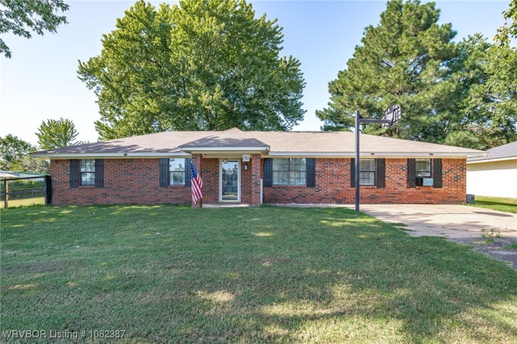 121 Shady Ln Roland, OK 74954 | MLS 1082387