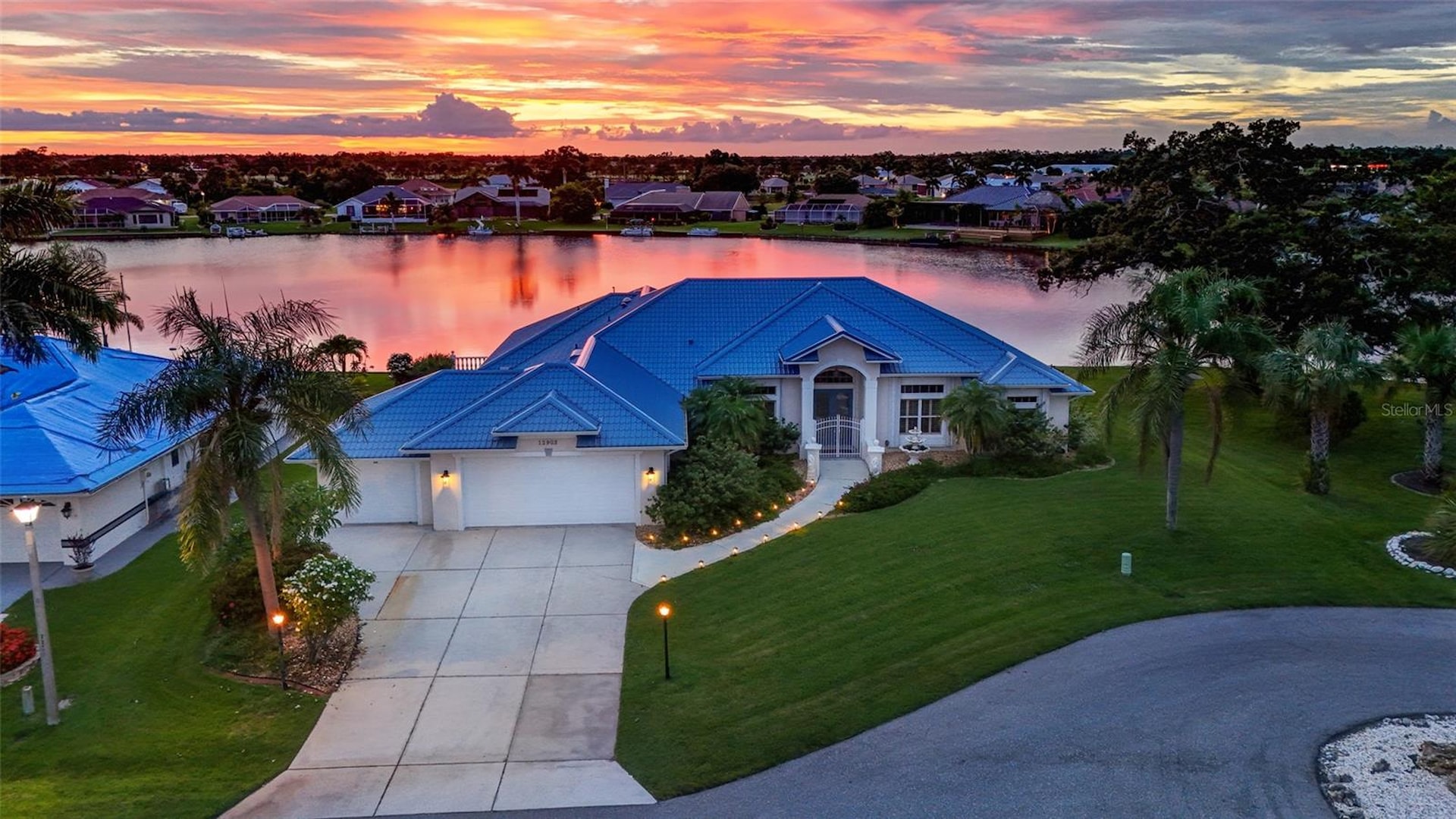 12903 SW David Dr, Lake Suzy, FL 34269 - MLS # C7512756