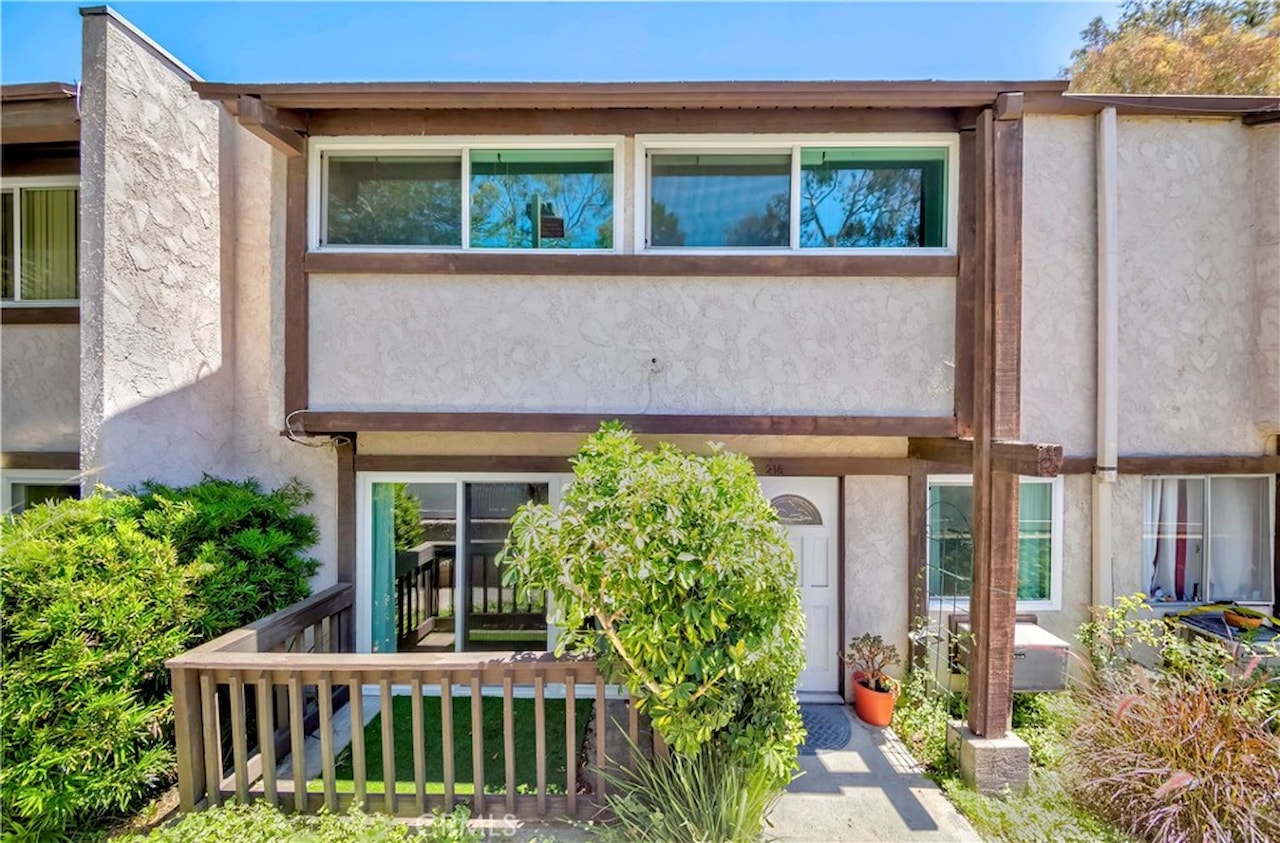 330 S Miraleste Dr #216, San Pedro, CA 90732 | RubyHome