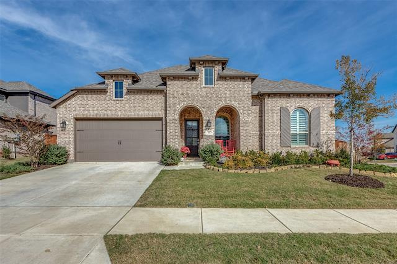9511 Knotty Pine Place, Oak Point, TX 75068 - home for sale