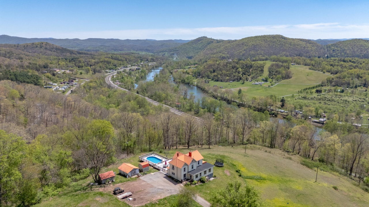 247 Huston Rd Talcott, WV 25951 | MLS 25-505