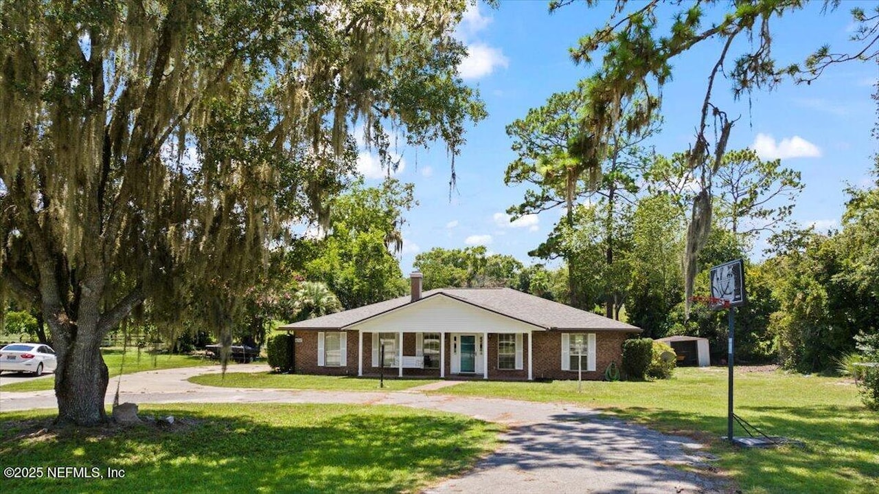 4842 SE 2nd Ave Keystone Heights, FL 32656 | MLS 2100810