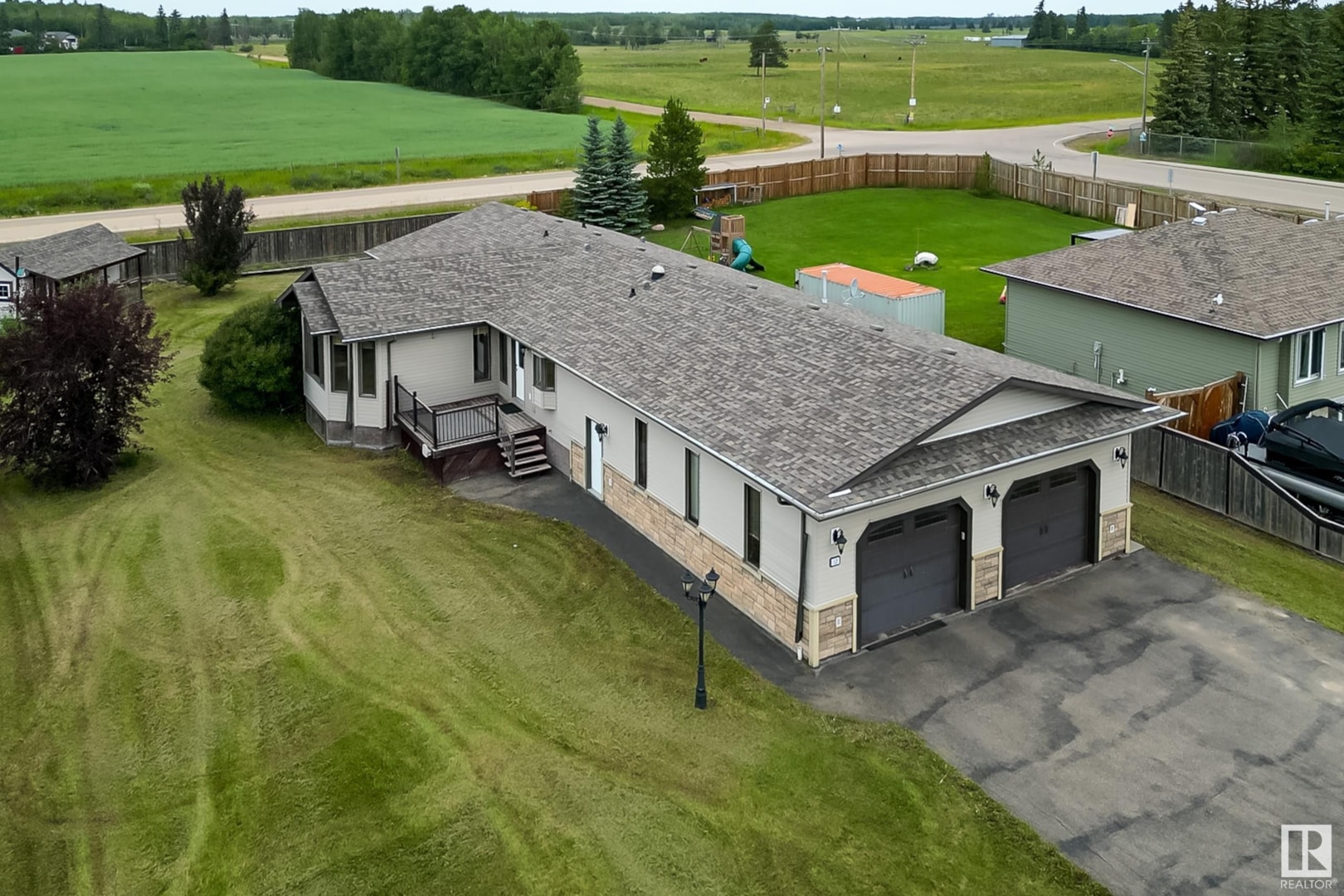 12 Falcon Drive New Sarepta, AB, T0B 3M0 - MLS#E4451212