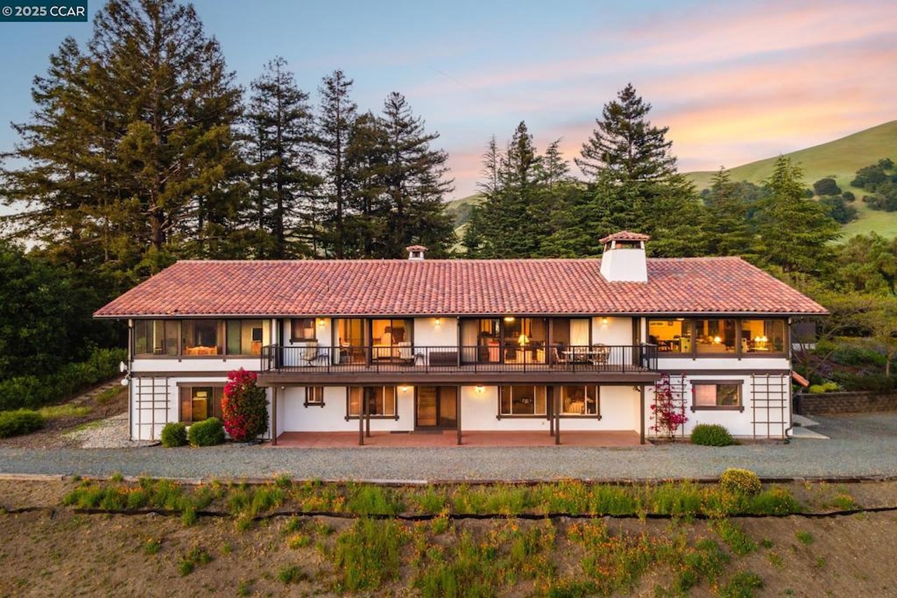110 Valley Hill Drive, Moraga, CA 94556 | RubyHome