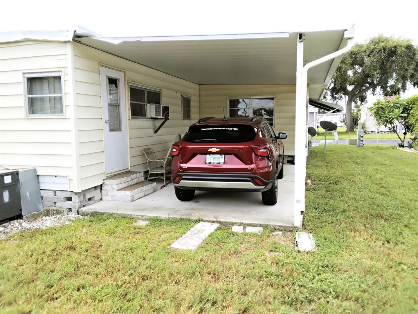 10118 N Lake Dr #30 Largo, FL 33773 | MLS TB8418837