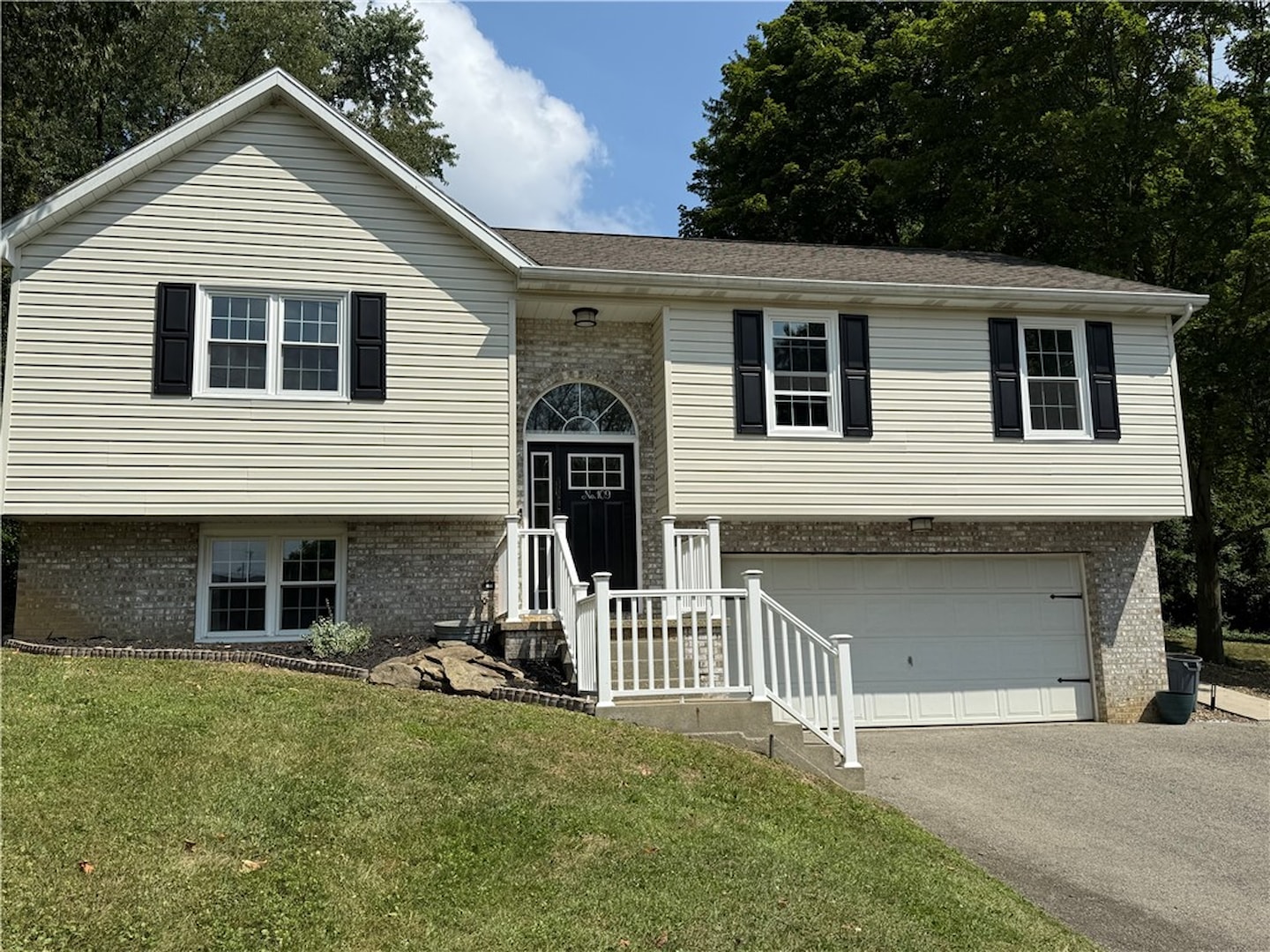 109 Remil Dr Butler Butler PA 16001 $301,860