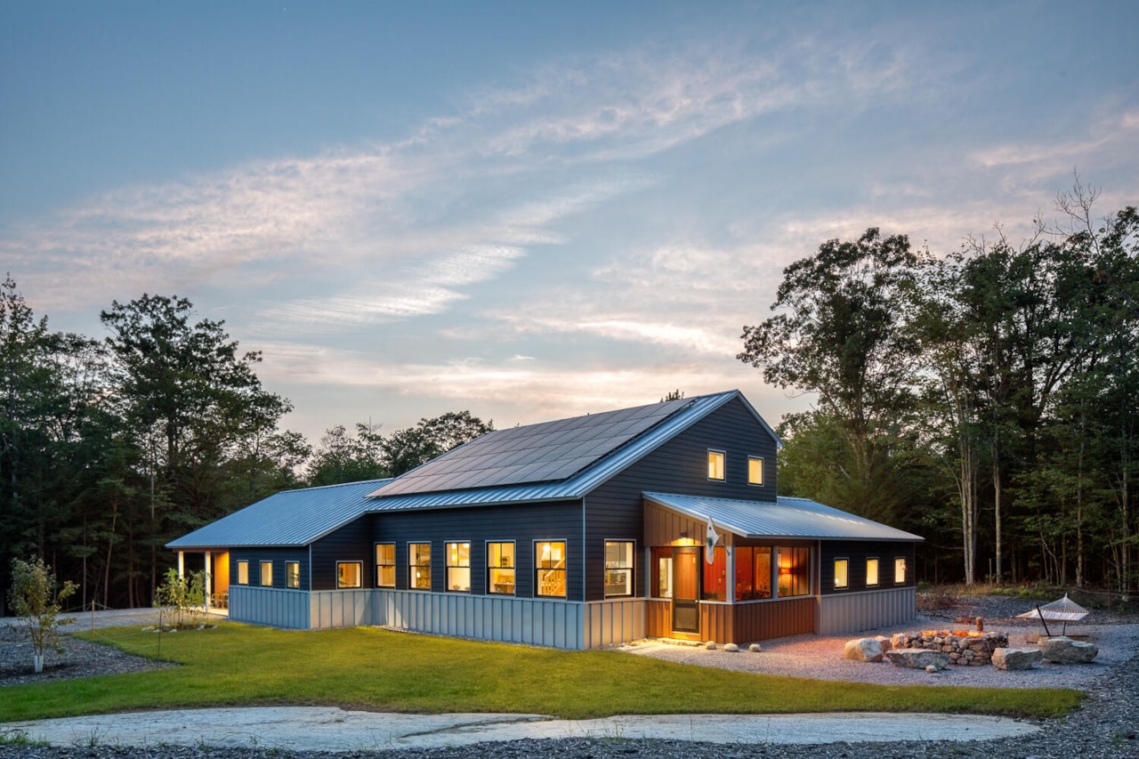 12 Peter Robin Way Freeport ME 04032 home for sale $998,000 | MLS ...