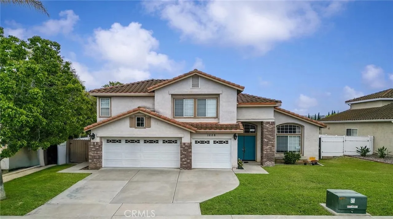 Just Listed 1208 Darwin Drive, Oceanside, 92056, RS25184398