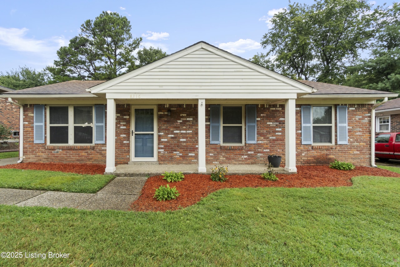 8316 Daverman Dr Louisville KY 40228 | MLS#1697402