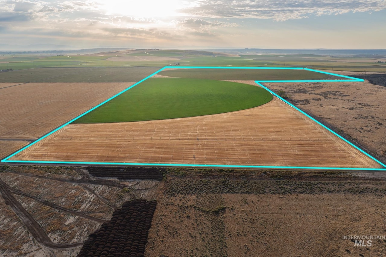 0 Melba Road / Map Rock Rd. Melba ID 83641 0 Not Applic. lot for sale ...