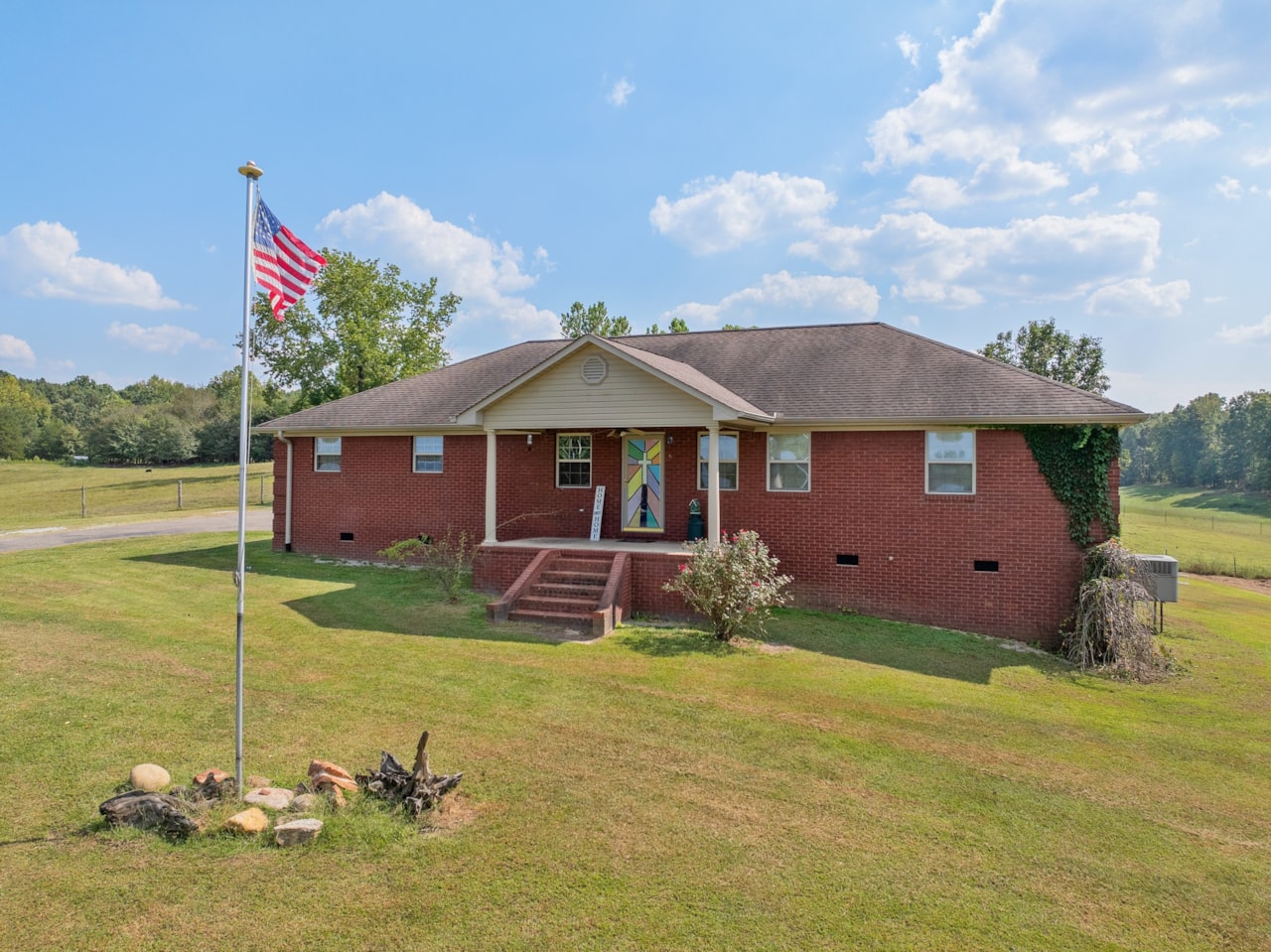 1354 Brandon Rd Huntingdon, TN 38344 | MLS 2998306