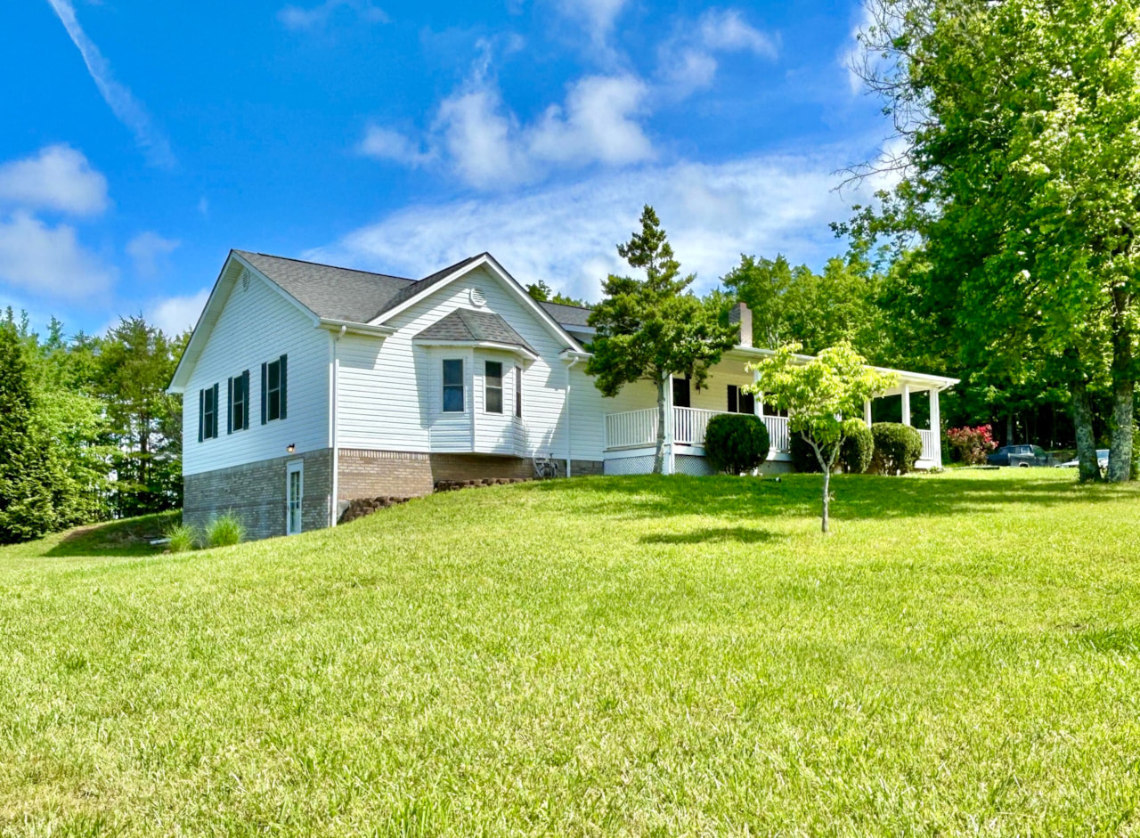 73 Rachel Ln, Strunk, KY 42649 | MLS 25010098 | $260,000