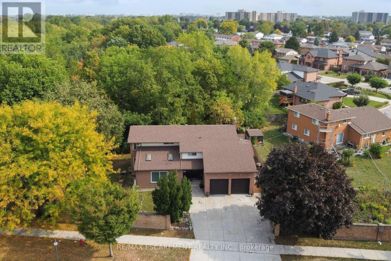 425 Greenhill Avenue, Hamilton ON | MLS® X12422401 Home for Sale ...