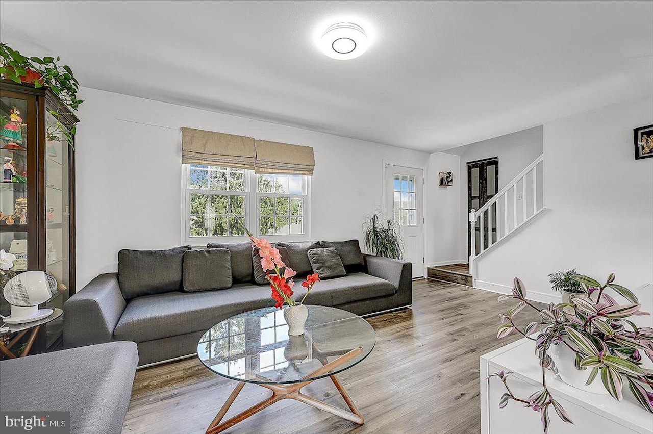 315 Oak Ln W W Exton, PA 19341 | MLS PACT2110240