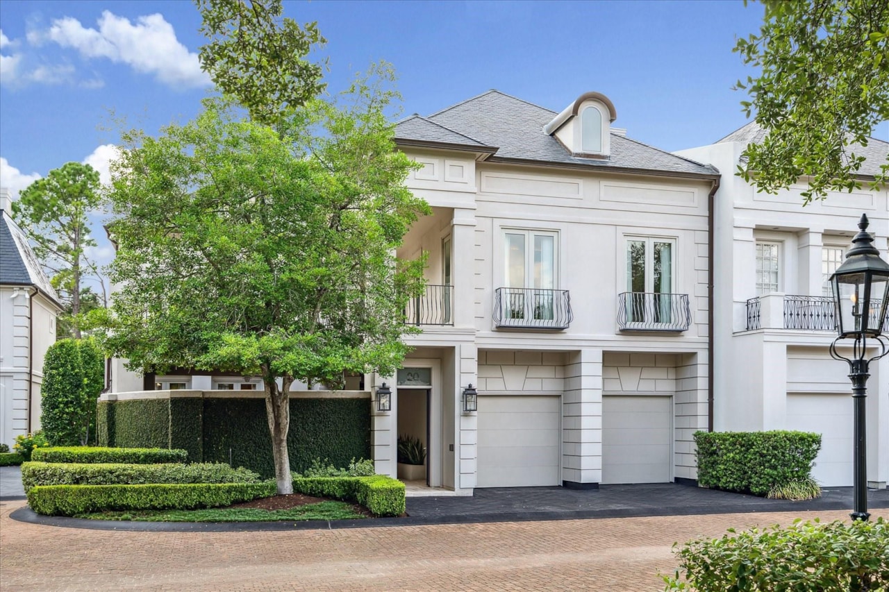 20 Eaton Square, Houston, TX 77027 - home for sale