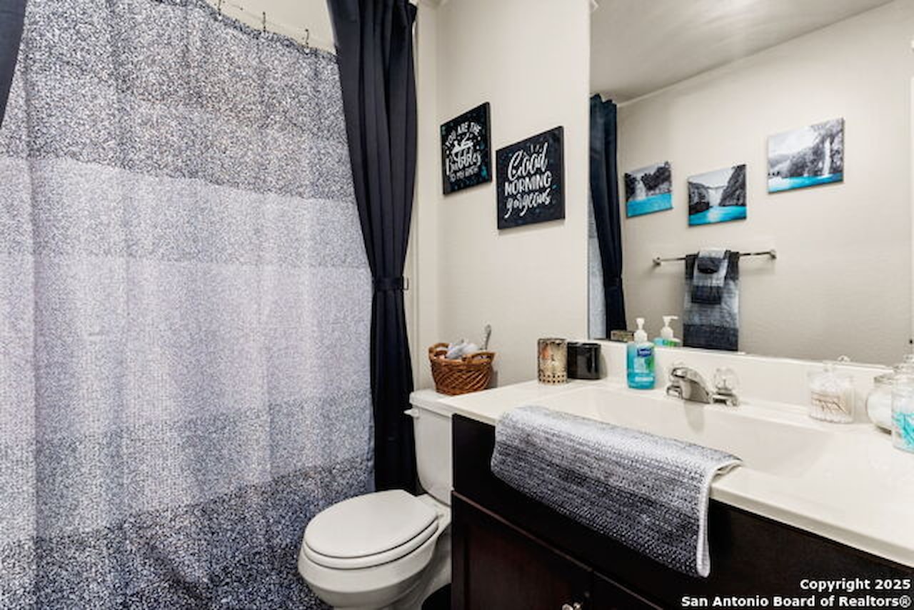 848 Pronghorn Trail, Seguin, TX 78155 - home for sale