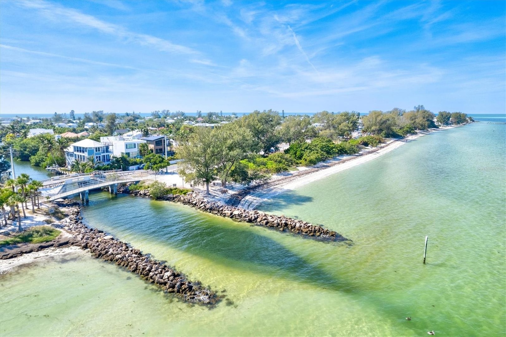 8106 Gulf Dr - Holmes Beach, FL 34217 - Edgemere