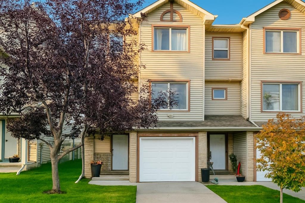 14 Dover Mews SE|Calgary Real Estate|Dover Homes for Sale|A2257056