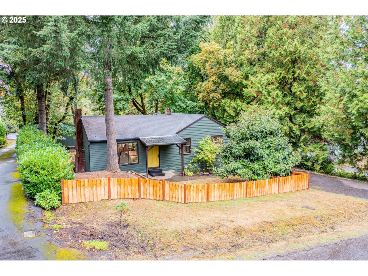 9939/9927 SW 25th AVE, Portland, OR 97219