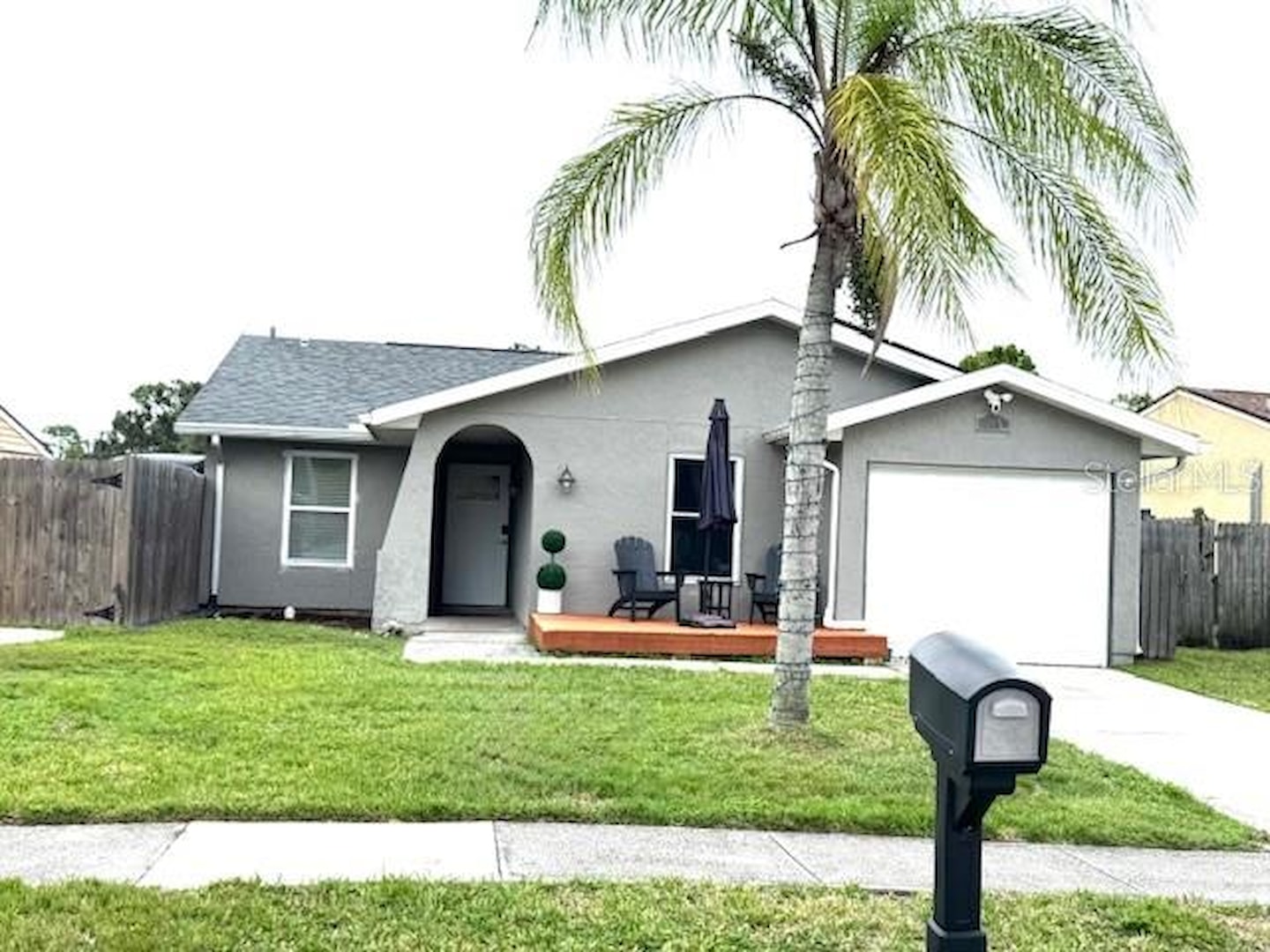 215 Cedar Key Ct Oldsmar, FL 34677 | MLS TB8436085