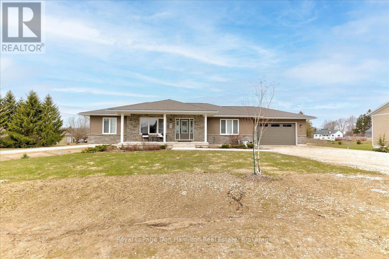 42 John Street, Morris Turnberry ON | MLS® X12460143 Home for Sale ...