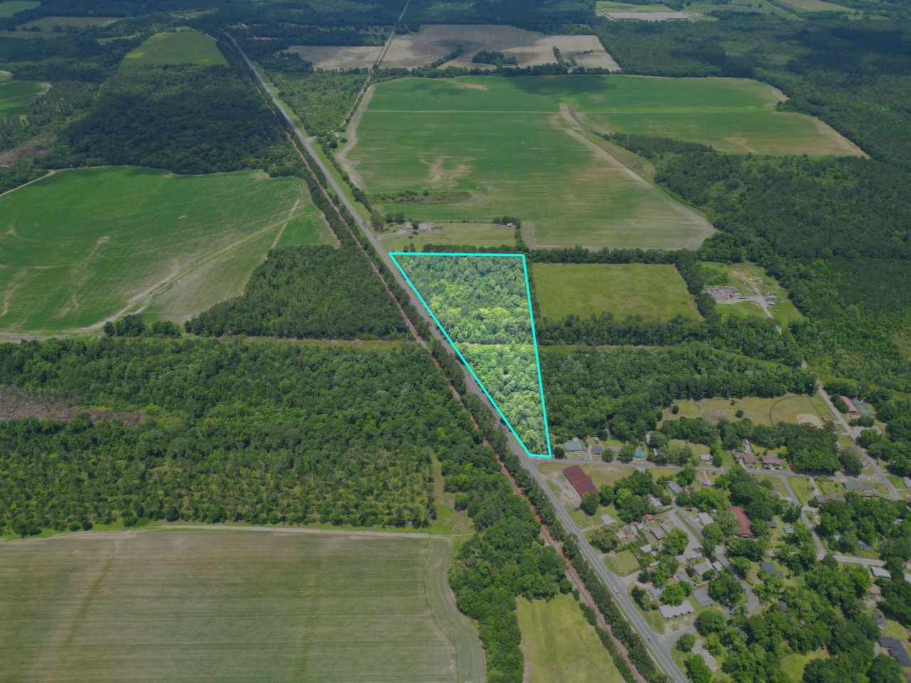 13958 Blue Star Hwy Gretna, FL 32332 in No