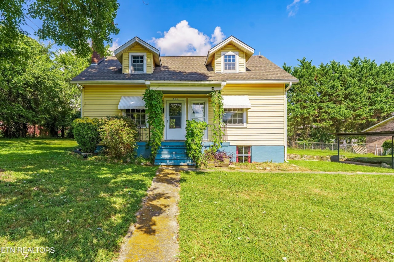 508 S Ruth St Maryville, TN 37803 | MLS 3015922