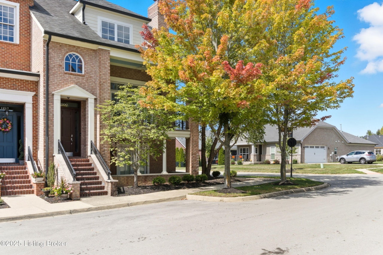 1100 Rose Hill Ln Louisville, KY 40299 | MLS 1700756
