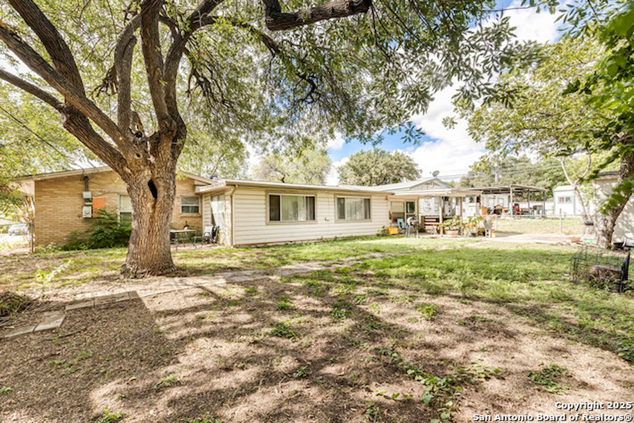 359 Langton, San Antonio, TX 78216 - home for sale