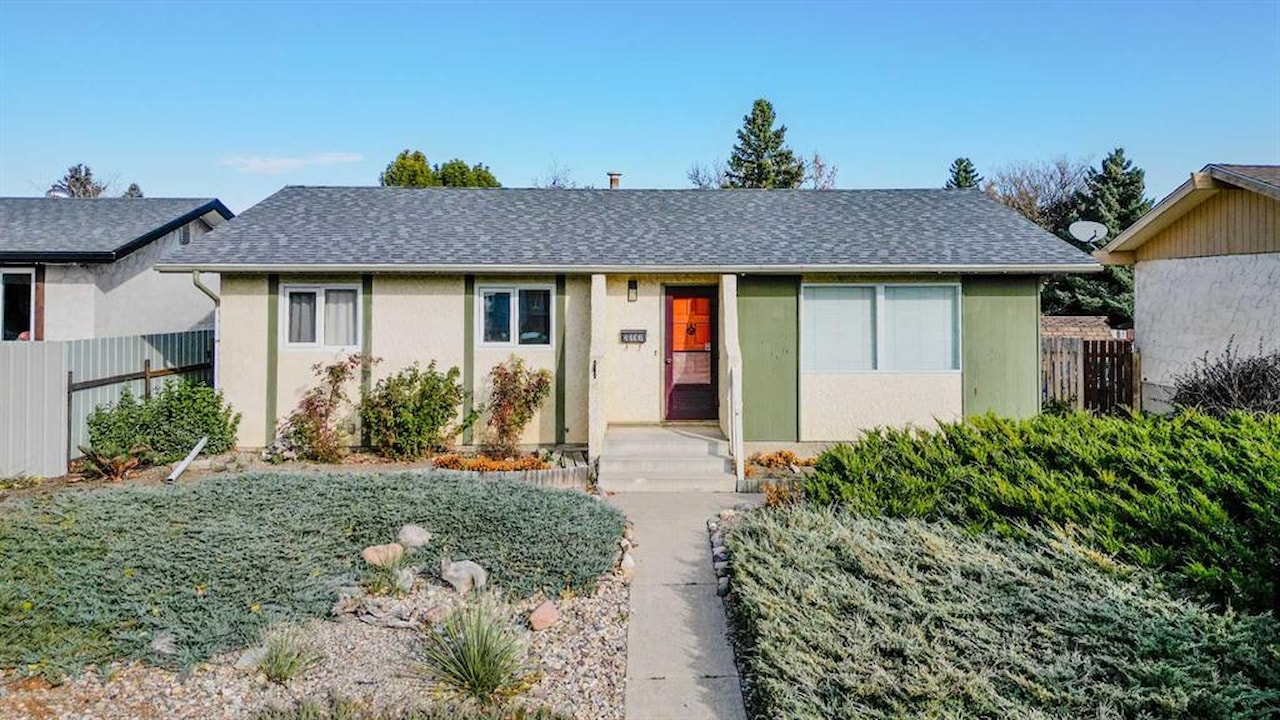 2717 N 10A Ave Lethbridge, AB T1H 1 | MLS® A2250360