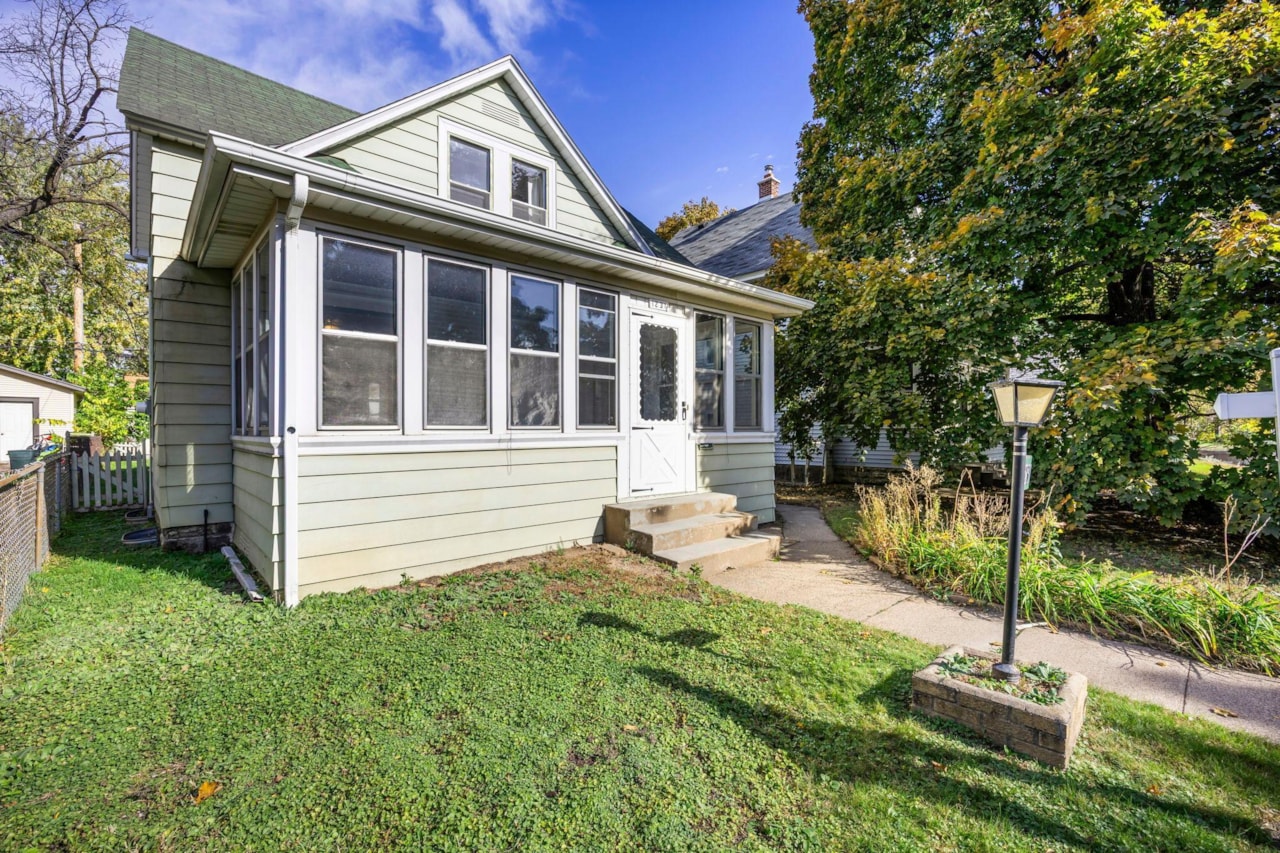 Syndicate 5 Add Saint Paul | Ramsey County | MLS 6807996 | 1231 Thomas ...