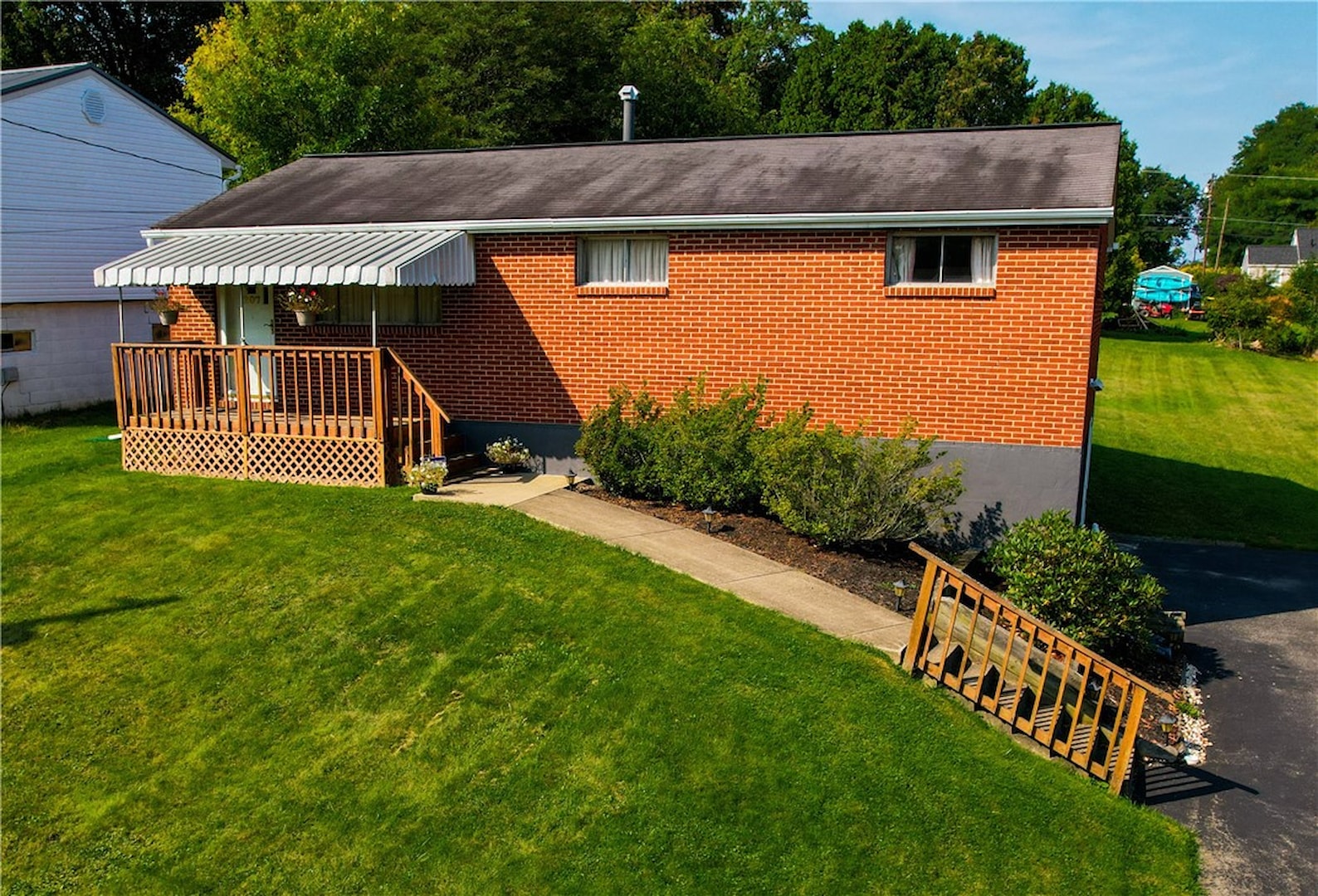 207 Carrington Butler Butler PA 16001 $195,000