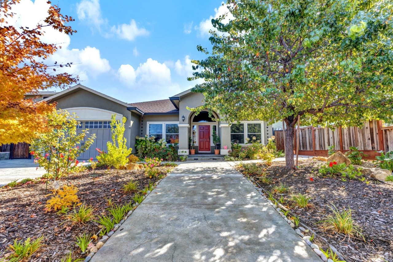 1878 Casa Grande Drive Benicia for Sale - MLS #325092864 | Eichler Homes