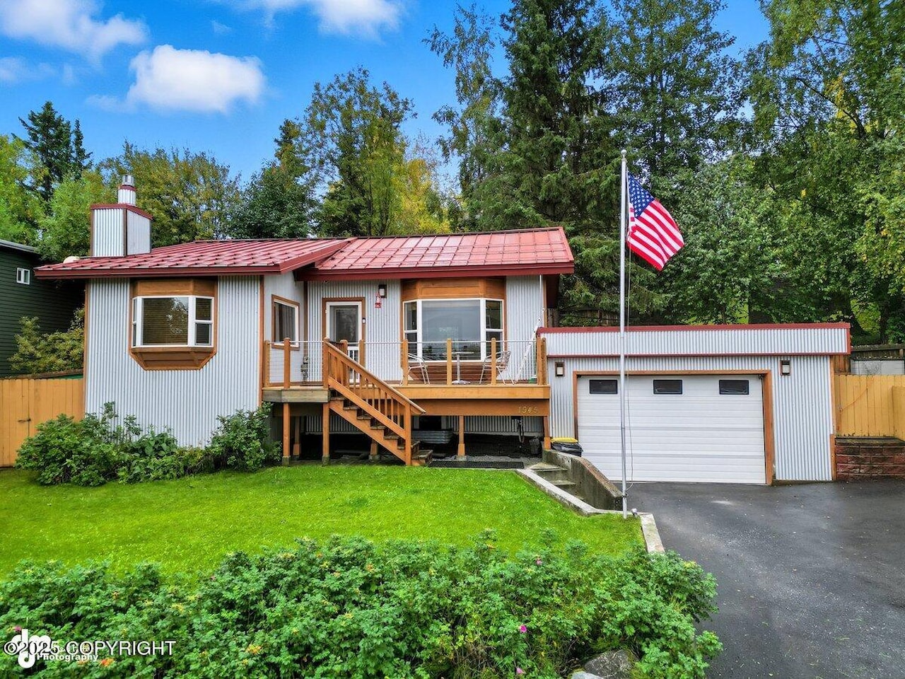 1945 Spenard Rd Anchorage, AK 99503 | MLS 25-11023