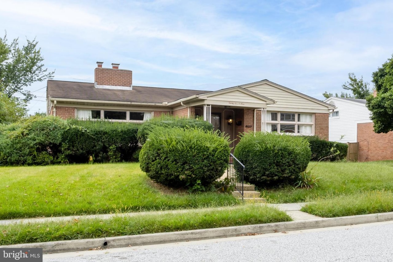 PHOTOS & DETAILS: 2509 Hal Circle, Baltimore, MD 21209 For Sale - MLS # ...