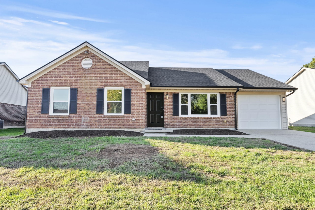 232 Chestnut Ln, Versailles, KY 40383 | MLS 25505332 | $292,500