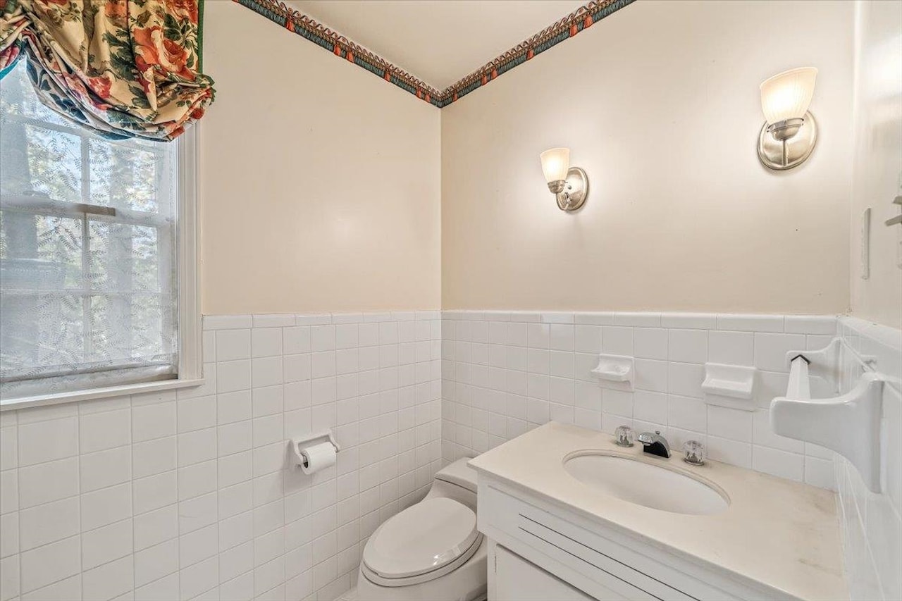 6021 River Oaks Cv Memphis, TN 38120 | MLS 10209216