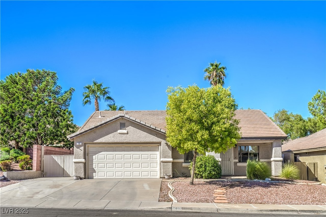 15 Hatten Bay St, Henderson, 89012
