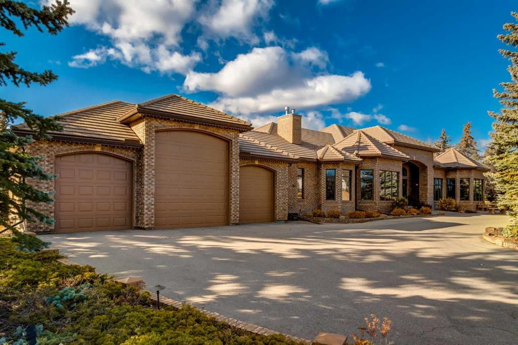31 Pinnacle Ridge Dr SW, Rural Rocky View County Home for Sale | MLS ...
