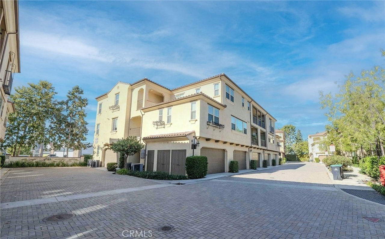 3378 Merida, Brea, CA 92823 | RubyHome